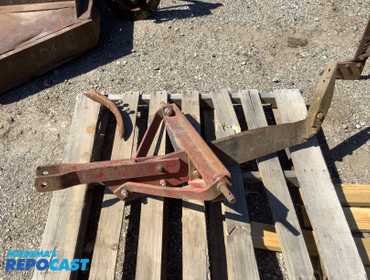 Repocast.com® | Tractor subsoiler. Single shank, three...