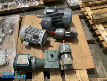 Repocast.com® | Lot of (5) electric motors. (2)...