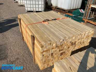 Repocast.com® | Lot of (434) wood spindles, 62.75”