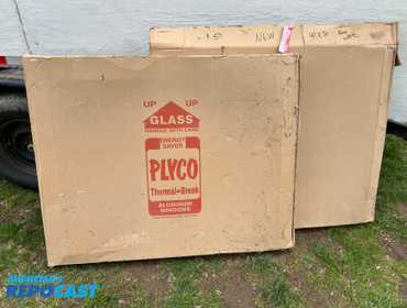 Repocast.com® | LOT OF TWO NEW PLYCO 30''X40''...