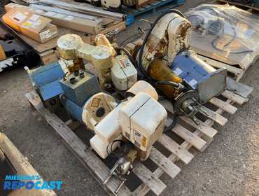 Repocast.com® | Lot of (3) industrial Denso Robot arms