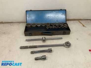 Repocast.com® | Ratchet Socket Wrench Set