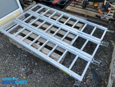 Repocast.com® | 66" aluminum trifold ramp, 36" wide
