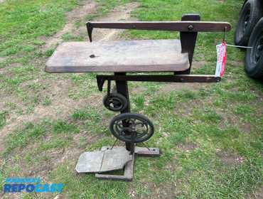 Repocast.com® | OLD TREADLE OPERATED SCROLL JIG SAW