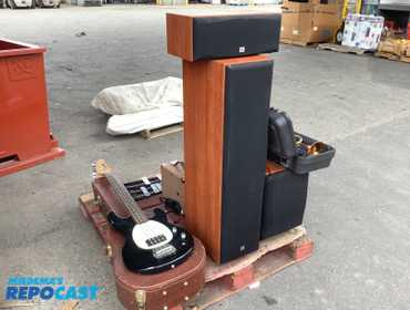 Repocast.com® | Skid lot of musical instruments and...