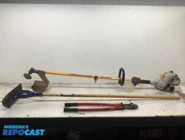 Repocast.com® | Lot of Tools including (1) Bulldog by...