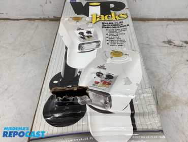 Repocast.com® | A Barker vip jacks with a 3500ib...