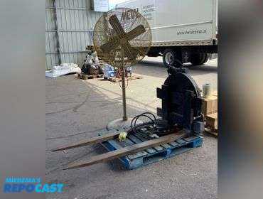 Repocast.com® | Lot of one hydraulic rotator for a...