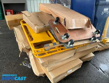 Repocast.com® | Skid lot of various styled carts and...
