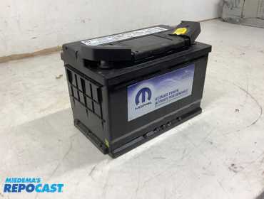 Repocast.com® | Mopar Aux battery for Any Jeep Grand...