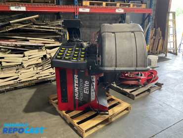 Repocast.com® | Lot of (1) Hunter GSP9700 Road Force...