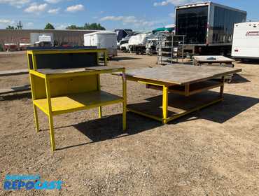 Repocast.com® | Lot of (2) Metal Frame Work Tables...