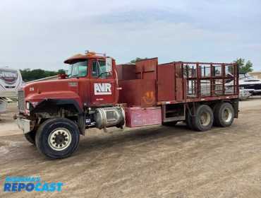 Repocast.com® | 1998 Mack RD690S 6x6 Rack Truck...
