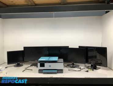 Repocast.com® | Skid Lot of (6) Including (5) Computer...