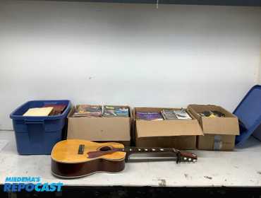 Repocast.com® | Skid Lot of Assorted Musical Items...