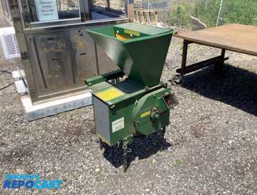 Repocast.com® | Mighty Mac PTO driven compost shredder...