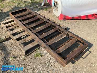 Repocast.com® | Ramp equipment pieces with handles