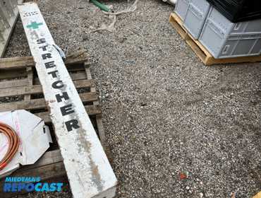 Repocast.com® | OLD METAL MILITARY STRETCHER BOX