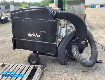 Repocast.com® | Towable Agri-Fab Hard Top Mow-N-Vac...