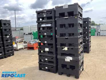 Repocast.com® | Lot of (14) Collapsable Plastic crates...