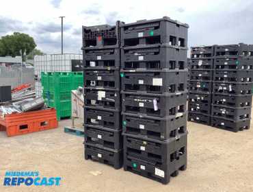 Repocast.com® | Lot of (14) Collapsable Plastic crates...