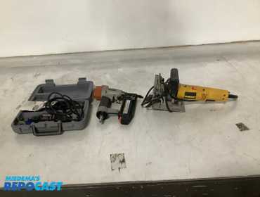 Repocast.com® | Lot of (3) Including DeWalt DW682...