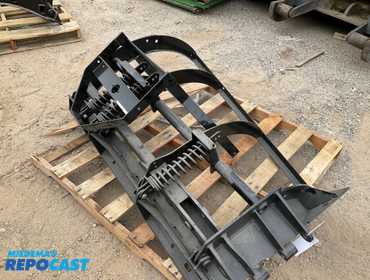Repocast.com® | Lot of Western 43145 Plow Blade Frames...