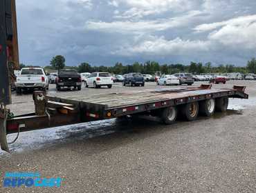 Repocast.com® | 2003 Trail King Tag Trailer