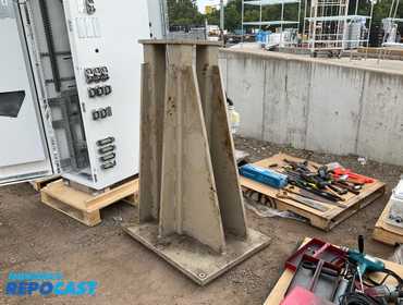 Repocast.com® | Industrial Steel supports beam - base...
