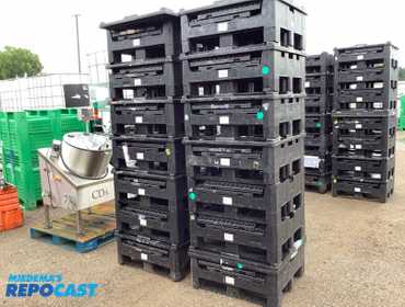 Repocast.com® | Lot of (14) Collapsable Plastic crates...