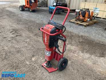 Repocast.com® | 2016 Hilti TE3000-AVR Jack Hammer