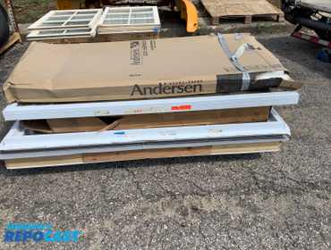 Repocast.com® | Skid lot of miscellaneous windows...