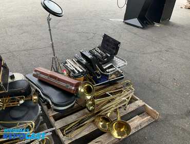Repocast.com® | Skid lot of miscellaneous musical...