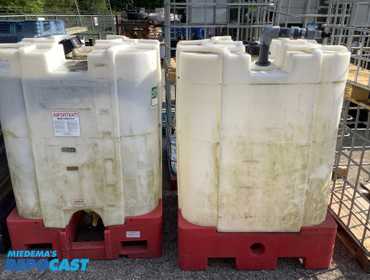 Repocast.com® | Lot of (2) Forkable Large IBC Totes...