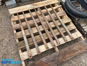 Repocast.com® | John Deere Manure Loader Bucket Teeth....