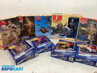 Repocast.com® | GI JOE 1990'S DOLL LOT Navy Seal with...