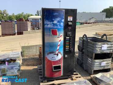 Repocast.com® | FSI Model 3040 Beverage Vending Machine
