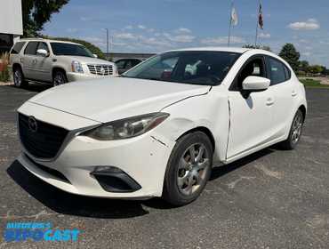 Repocast.com® | 2015 Mazda 3 i Sport