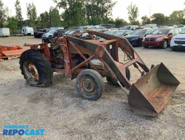 Repocast.com® | Allis Chalmers model 6040 farm tractor...