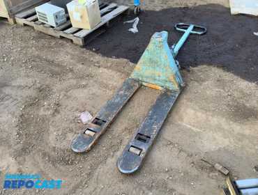 Repocast.com® | Industrial pallet Jack forks...