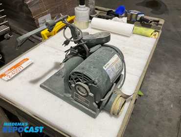 Repocast.com® | 1- Demco Alloy Grinder E-96 W/ Spindle...