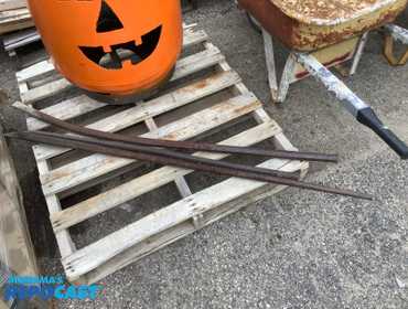 Repocast.com® | Lot of (3) Long Metal Chisel Type...