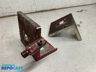 Repocast.com® | Lot of (2) Binks DX 200-3SN 3:1 pump...