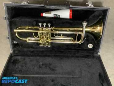 Repocast.com® | Jupiter trumpet, with case and...