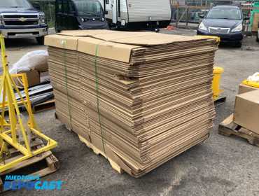 Repocast.com® | Lot of 80, Medium Skid Boxes 32" L x...