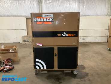 Repocast.com® | Knaack DataVault Jobsite Box model 118...