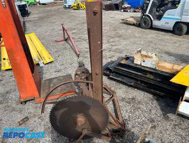 Repocast.com® | FLAT BELT DRIVEN BUZZ SAW WITH TABLE