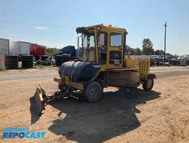 Repocast.com® | Superior Broom DT80J Ride-On Sweeper...