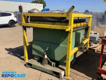 Repocast.com® | Industrial Hopper with Pliovic GS 1/4”...