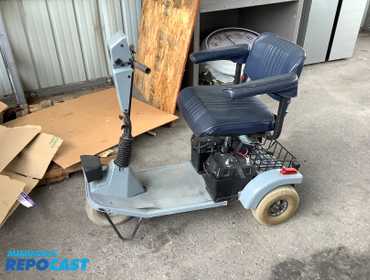 Repocast.com® | Lark 4635 3-Wheel Mobility Scooter...